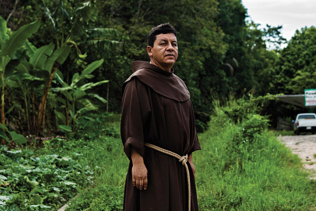 Hector Castillo | Aurora Luminaries